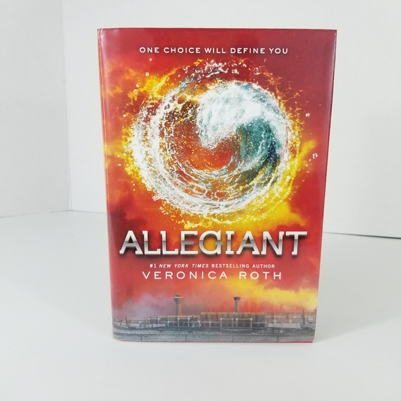 Other | Allegiant Book | Poshmark